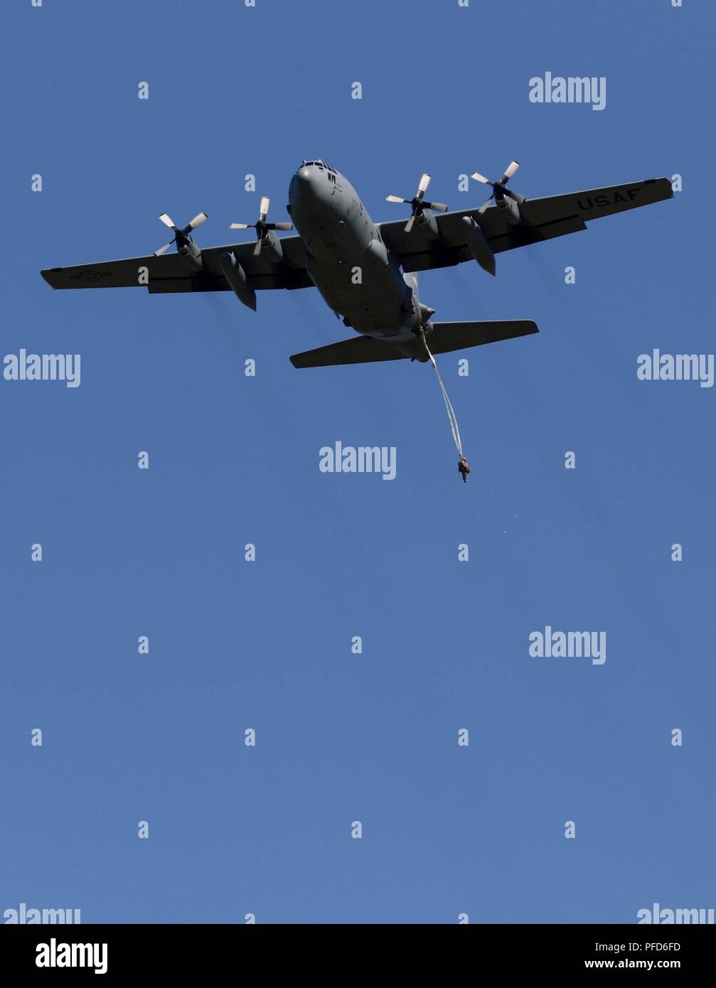 143rd airborne infantry hi-res stock photography and images - Alamy