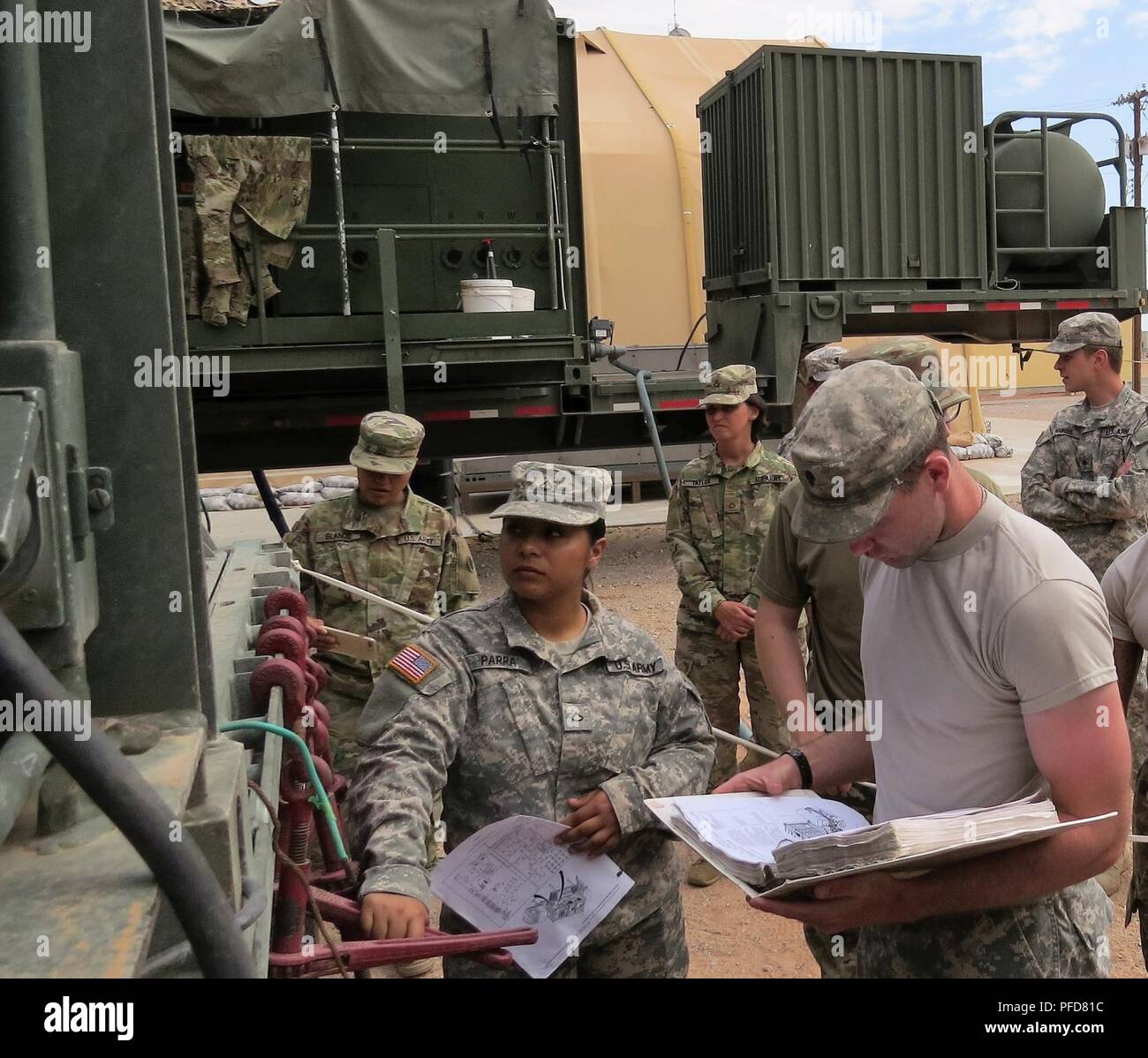 U.S. Army Reserve Soldiers with the 974th Quartermaster Company from ...