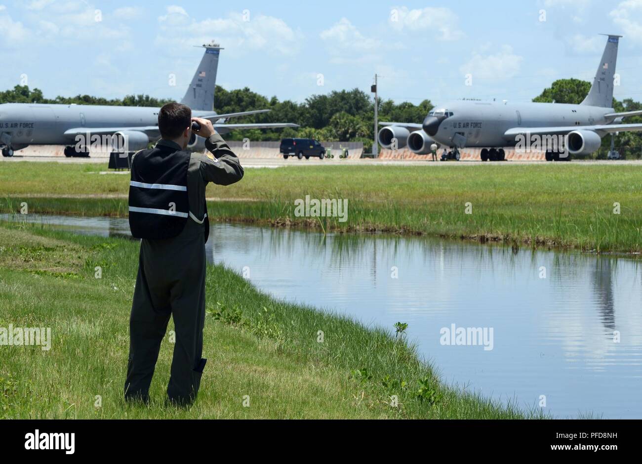 6th test wing hi-res stock photography and images - Alamy