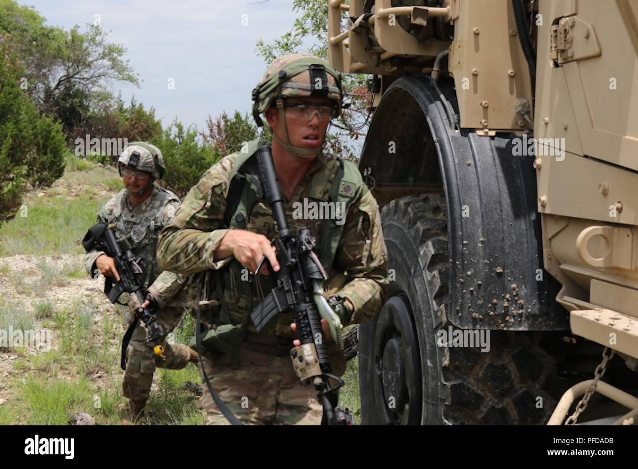 Signal Intelligence Soldiers with the 303rd Military Intelligence ...