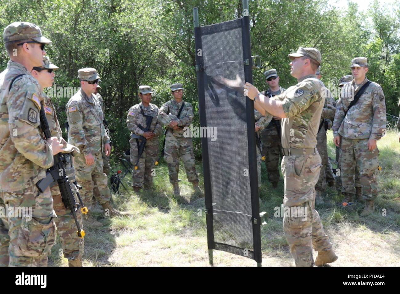 504th military intelligence brigade hi-res stock photography and images ...