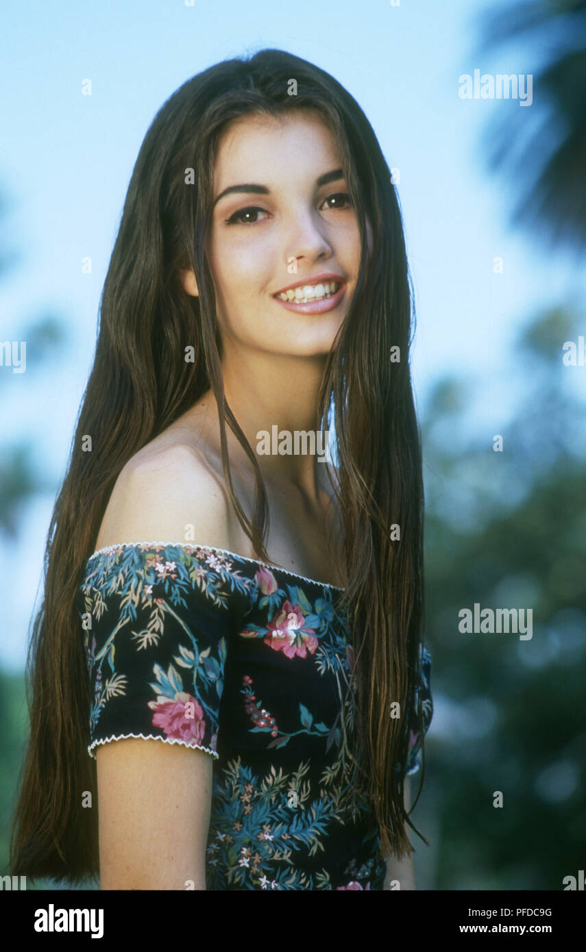 LOS ANGELES, CA - JULY 18: (EXCLUSIVE) Actress Angela Watson poses ...