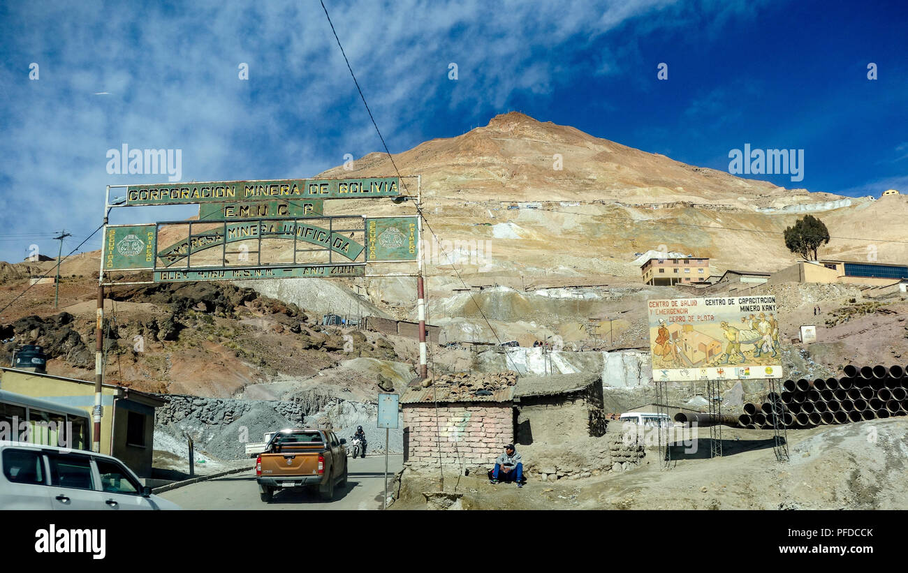 Cerro Rico (Cerro Potosí or Sumaq Urqu), a 4800m mountain famed for its ...