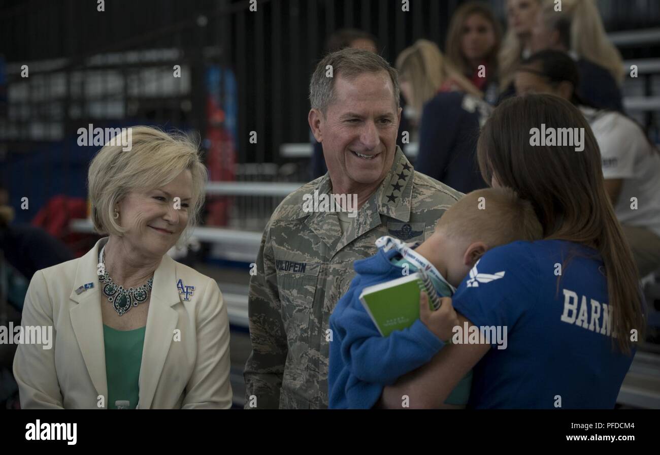 David barnhill hi-res stock photography and images - Alamy