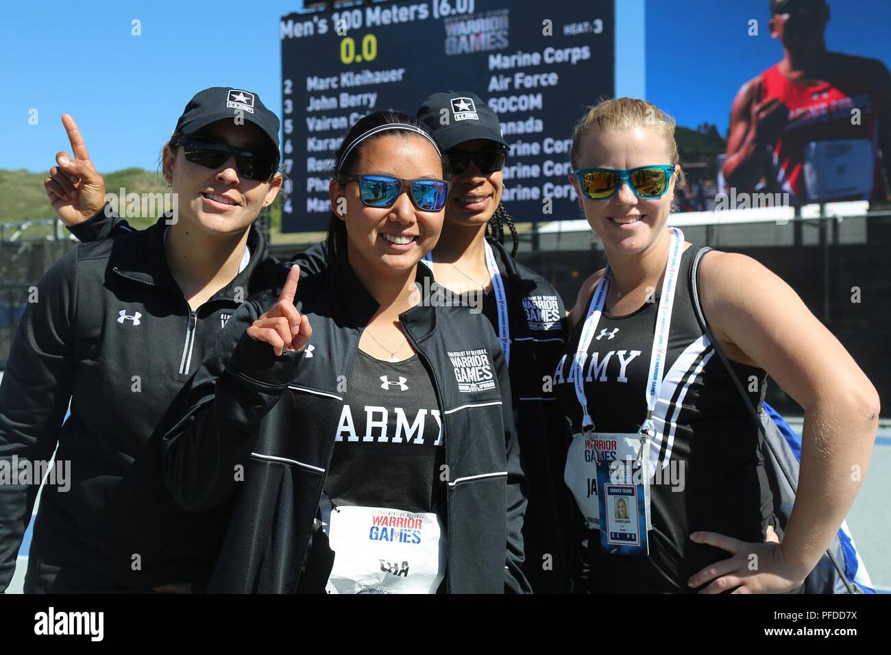 Females in military operations hi-res stock photography and images - Alamy