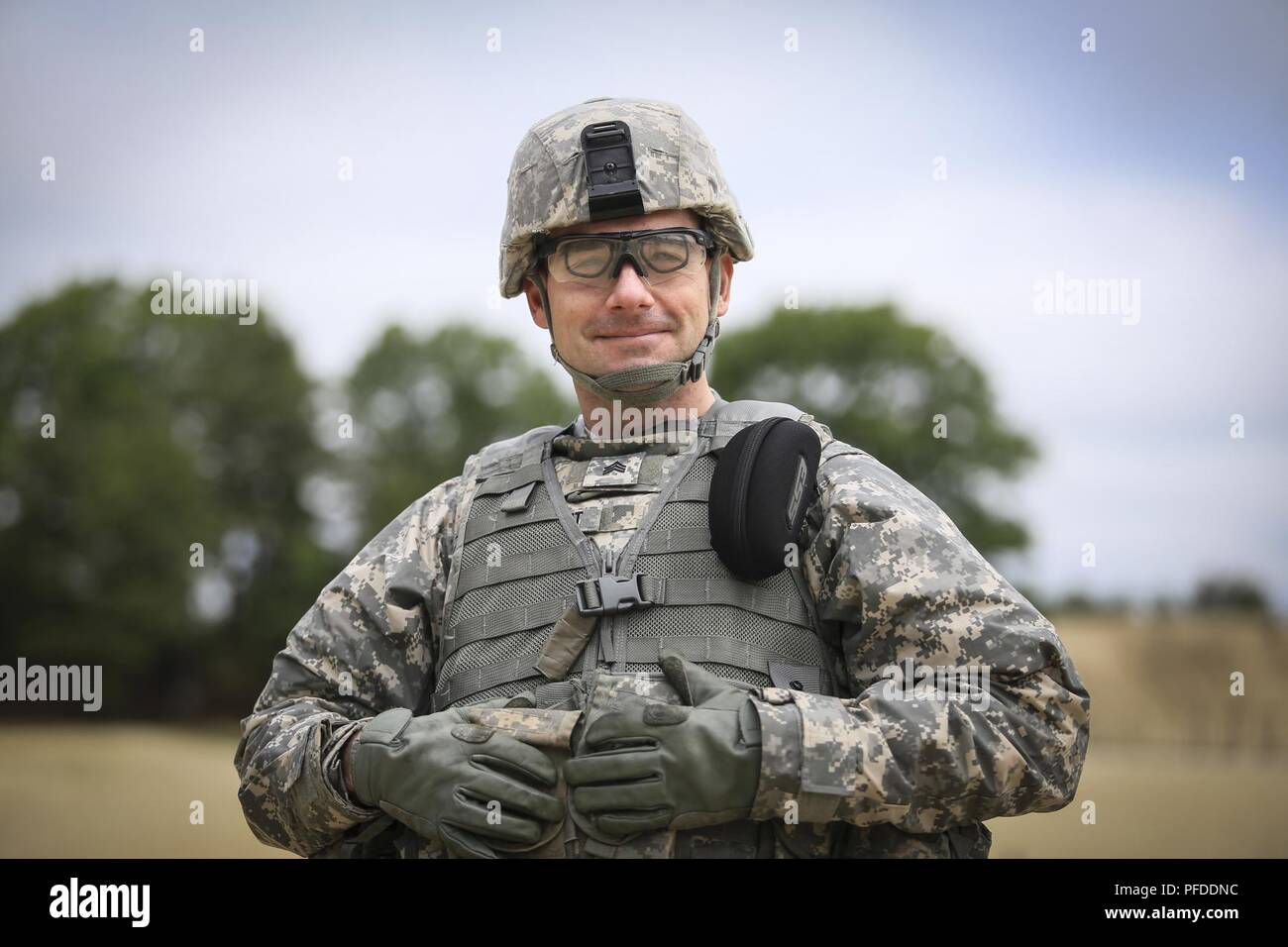 New Jersey Army National Guard Sgt. Patrick McKnight from the 350th ...