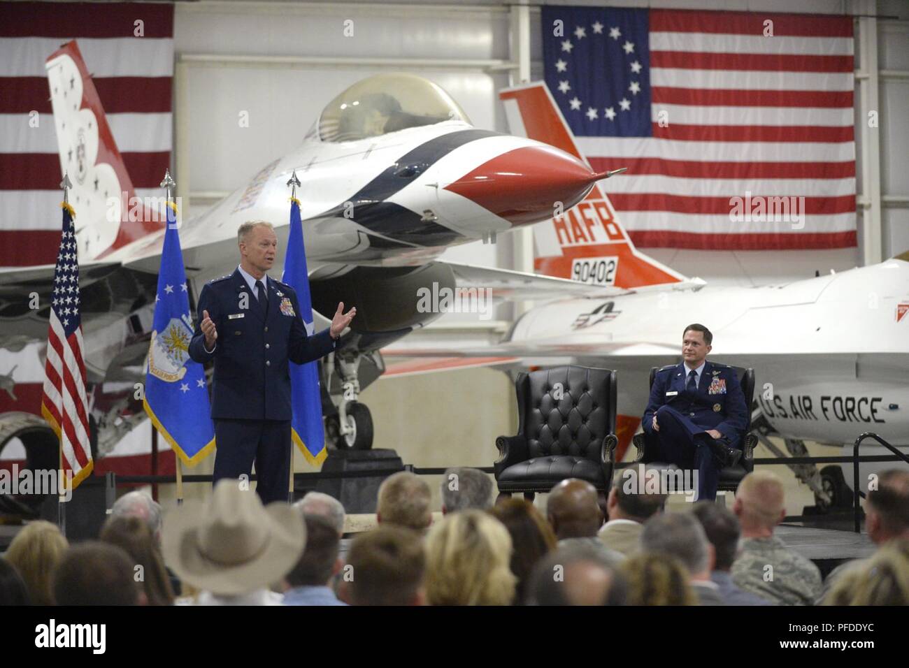 Lieutenant colonel lyons hi-res stock photography and images - Alamy