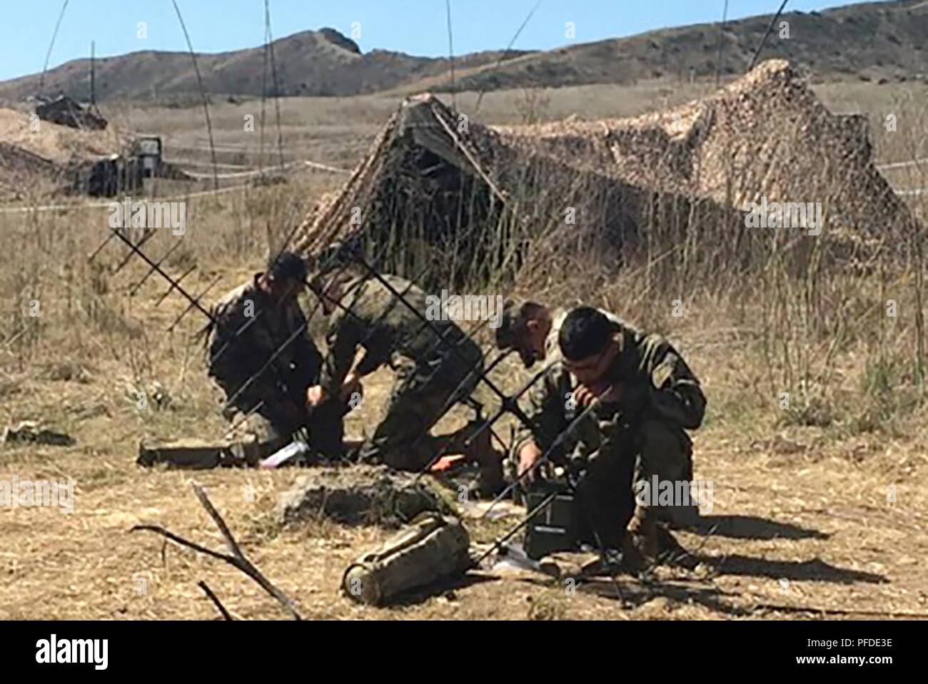 Marines from the 1st Marine Division test out the Mobile User Objective ...