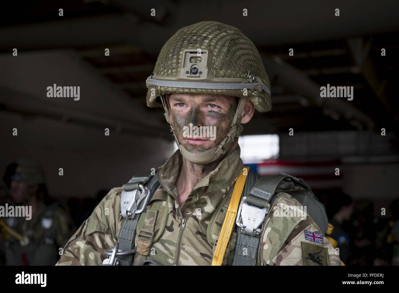 British Army paratroopers assigned to the 3rd Battalion, Parachute ...