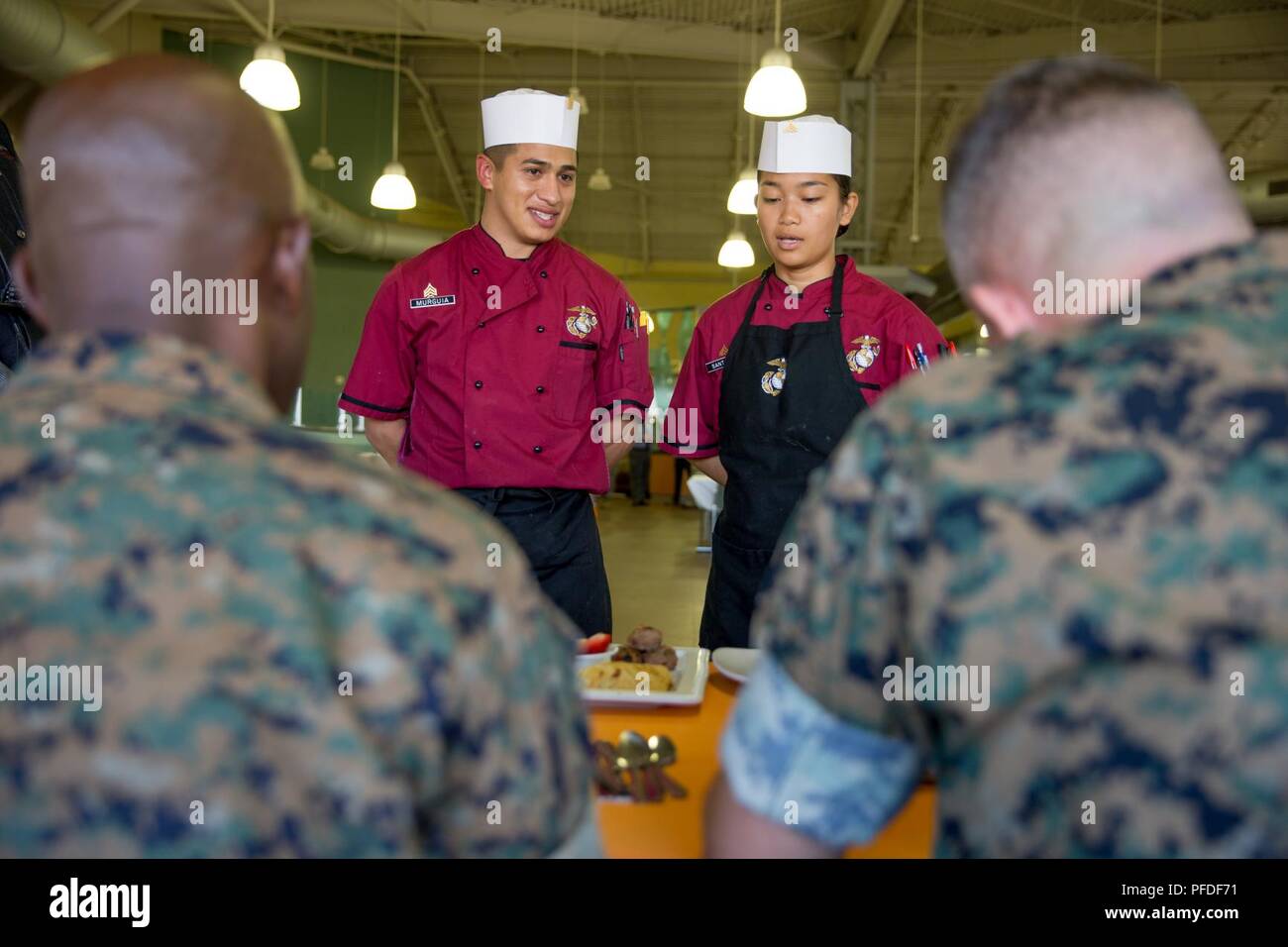 Team tapas hi-res stock photography and images - Alamy