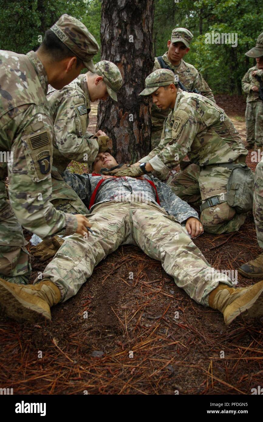 U.S. Army Paratroopers assigned to Company A, 1st Batallion, 325th ...