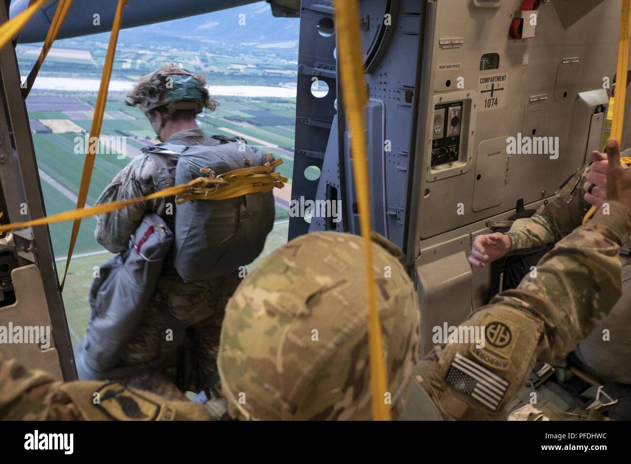 A U.S. Army 1st Battalion, 503rd Infantry Regiment, 173rd Airborne ...