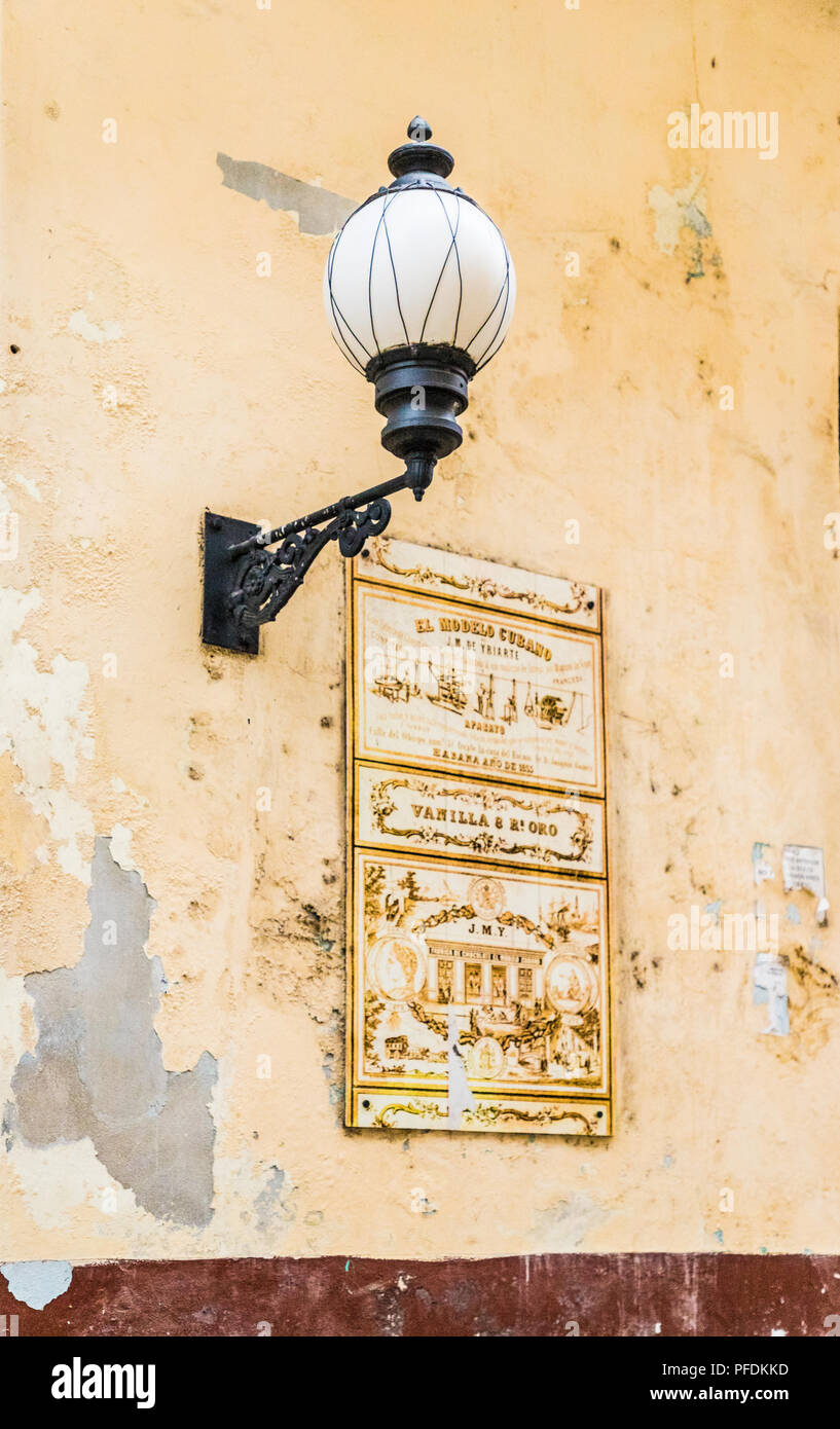Road signs havana cuba hi-res stock photography and images - Alamy