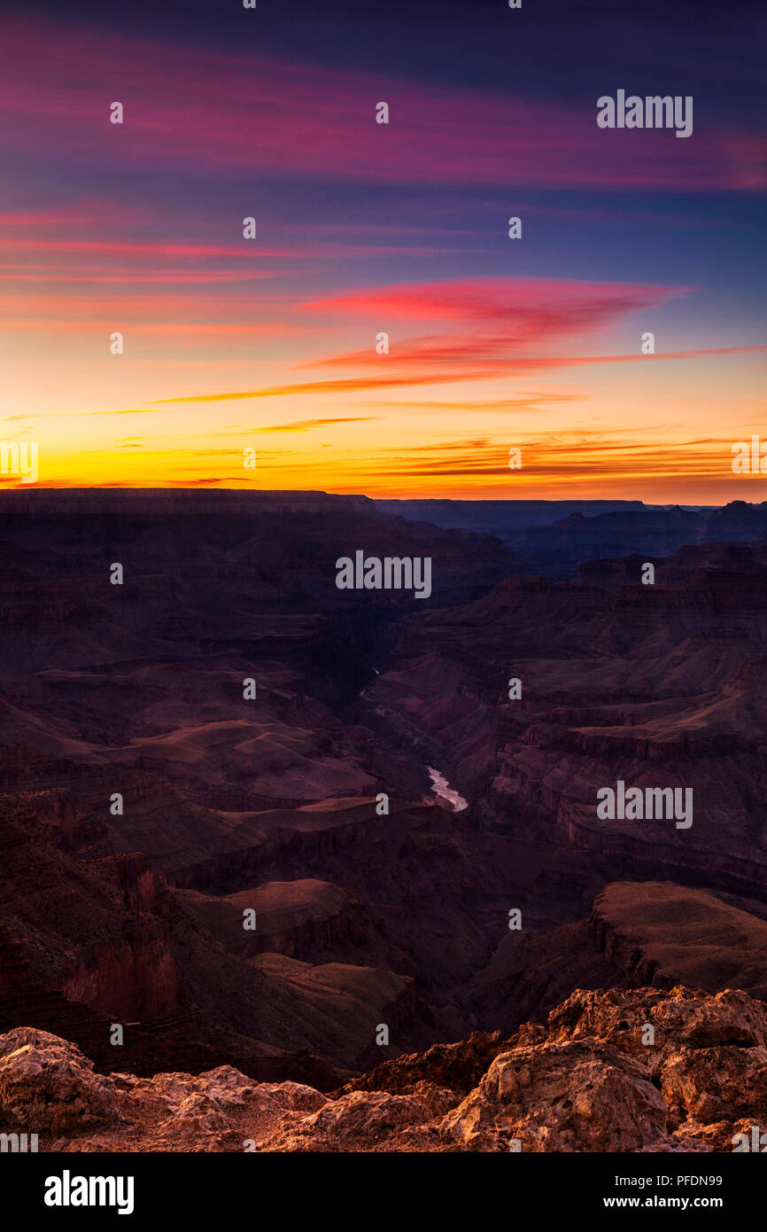 Hopi hi-res stock photography and images - Alamy