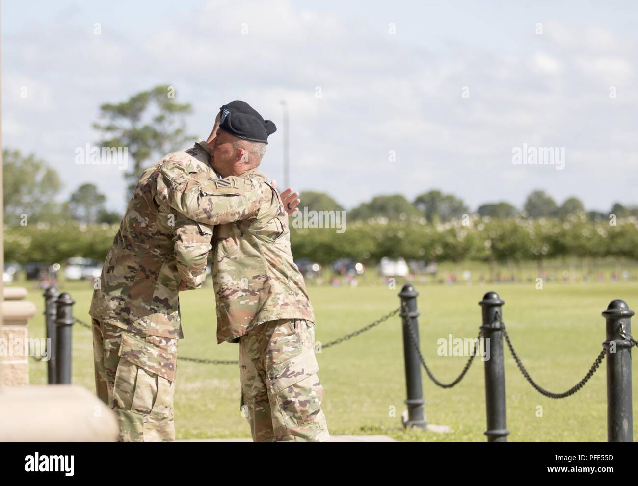Left to right patrick stewart hi-res stock photography and images - Alamy