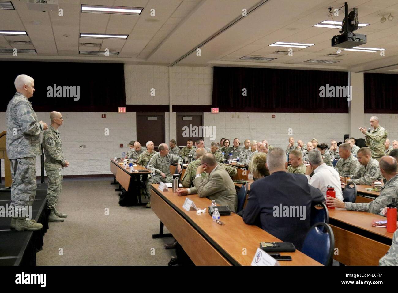 Col. John Oakley, commander of the Wisconsin National Guard's 32nd ...