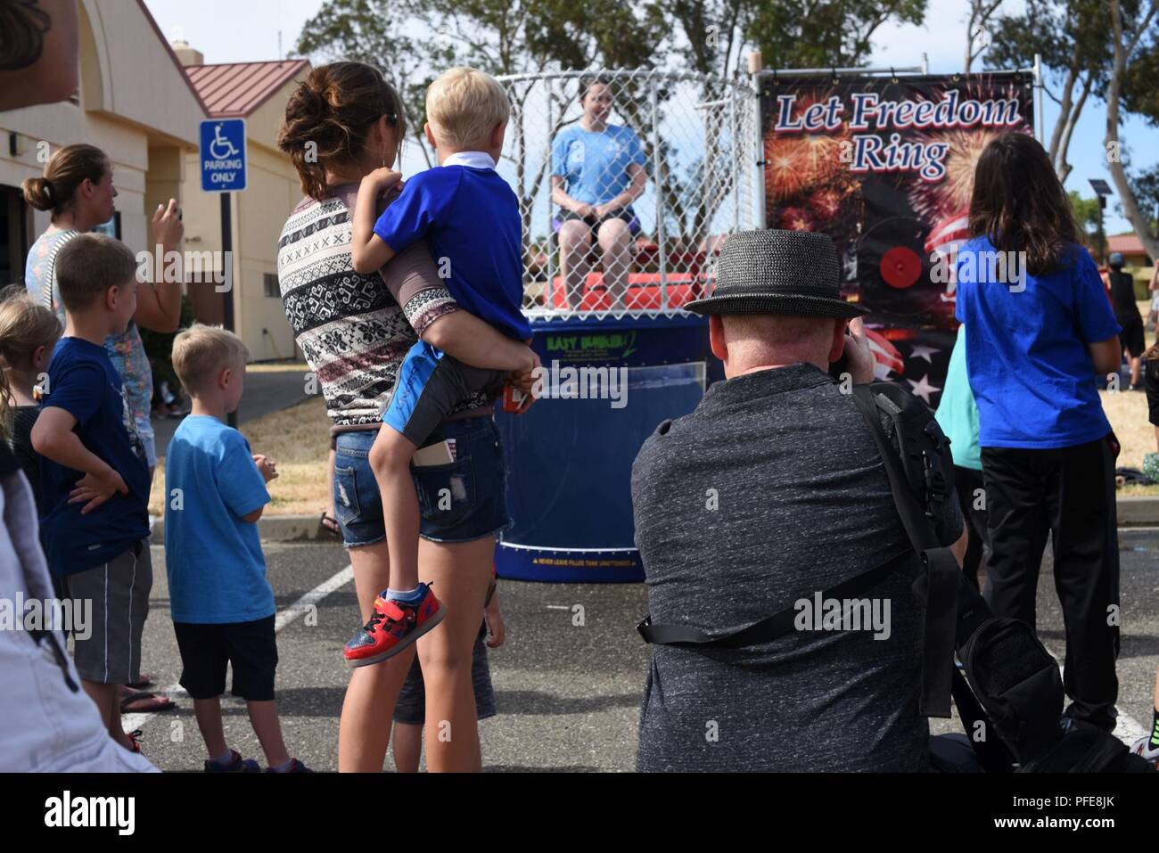 U.S. Air Force Master Sgt. Joseph Swafford, 60th Air Mobility Wing ...