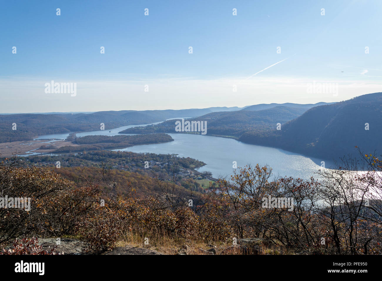 Hudson valley autumn ridge hi-res stock photography and images - Alamy