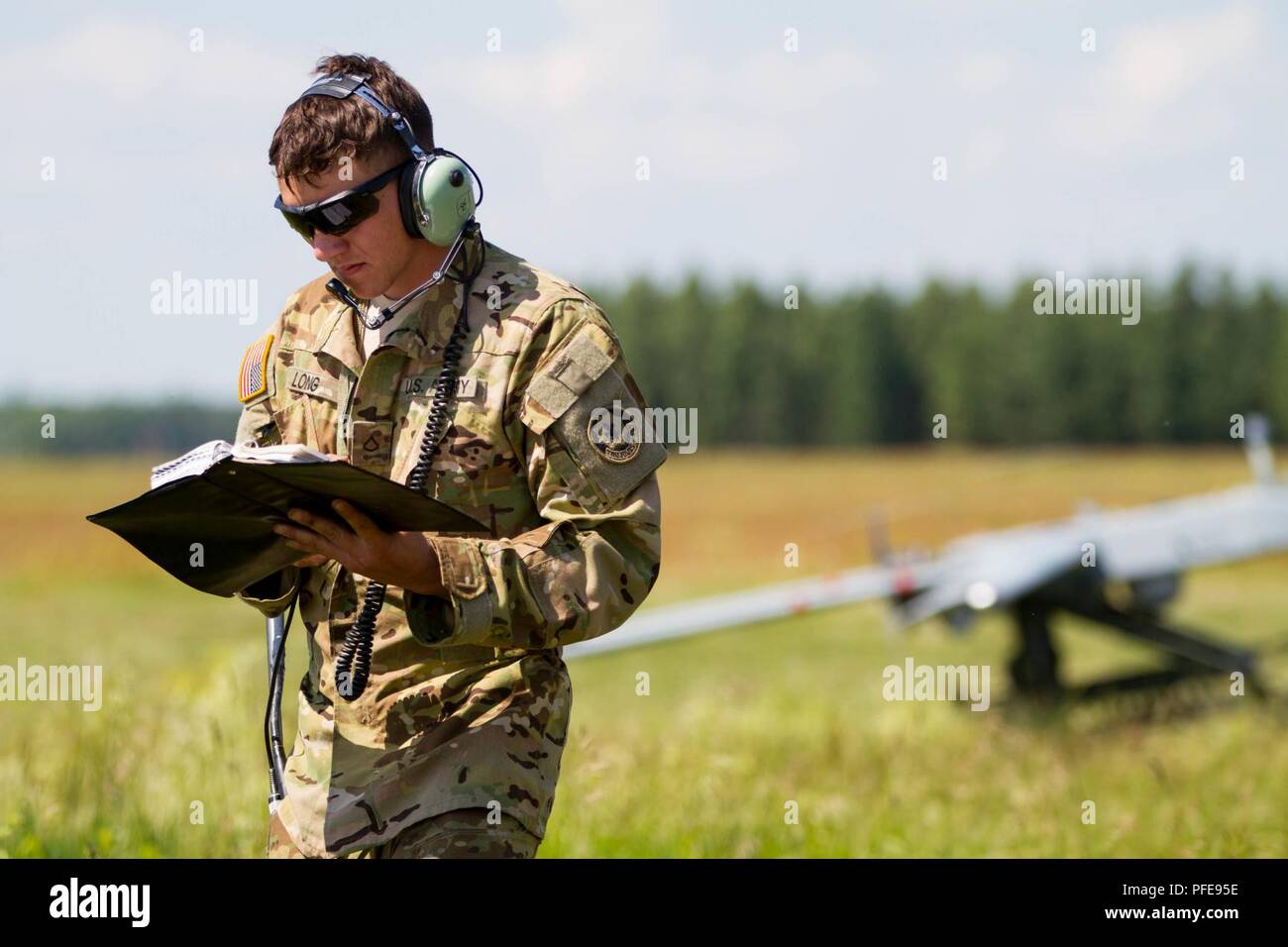 Soldiers with Unmanned Aerial Vehicle (UAV) Platoon Delta Troop ...