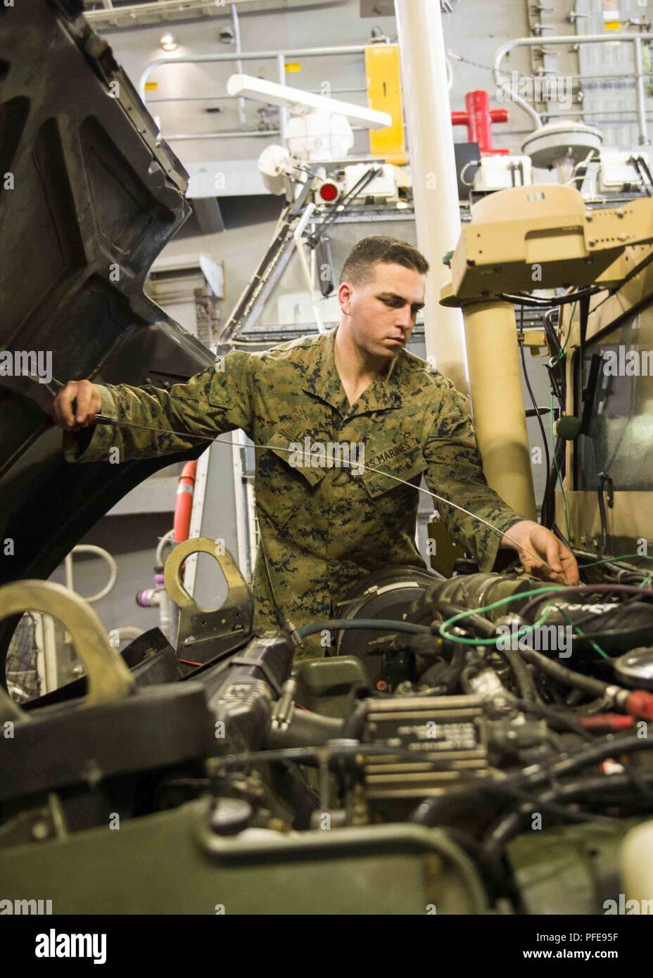 PACIFIC OCEAN (June 9, 2018) Marine Corps Lance Cpl. Brian Leyton, from ...