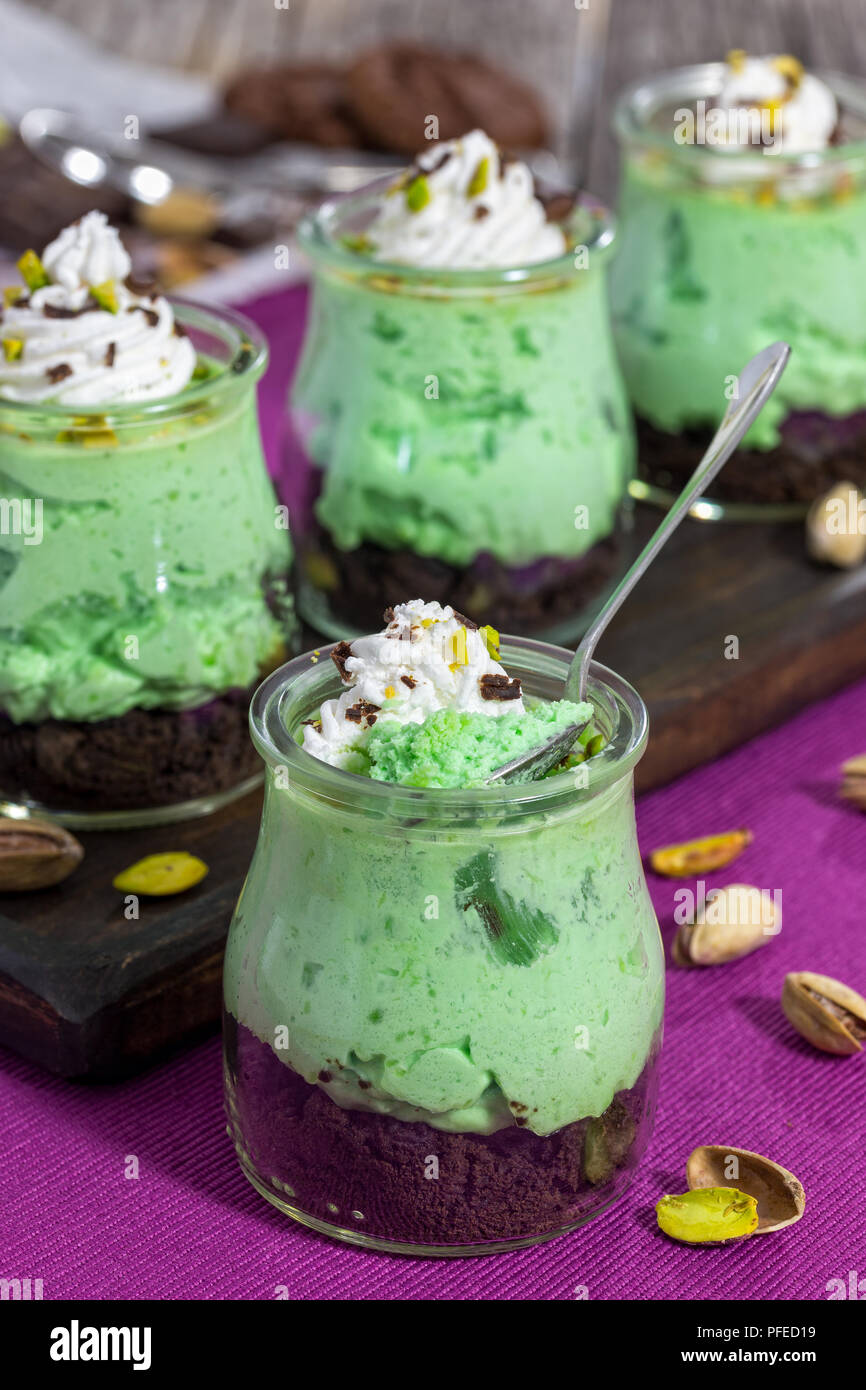 Aero chocolate mousse hi-res stock photography and images - Alamy