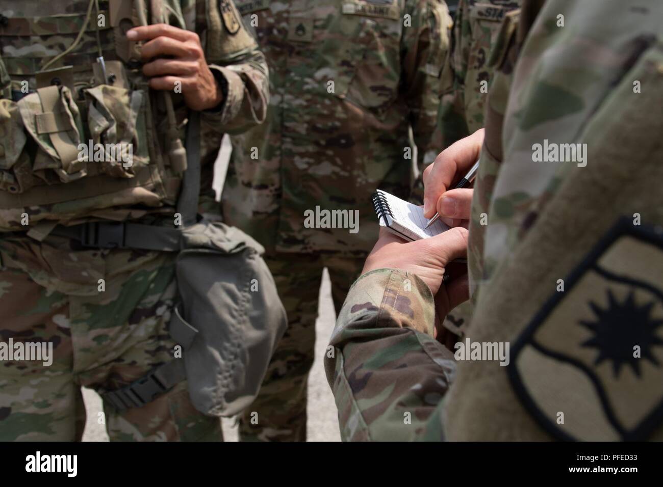 U.S. Army Reserve Soldiers with 1172nd Movement Control Team, 446th ...