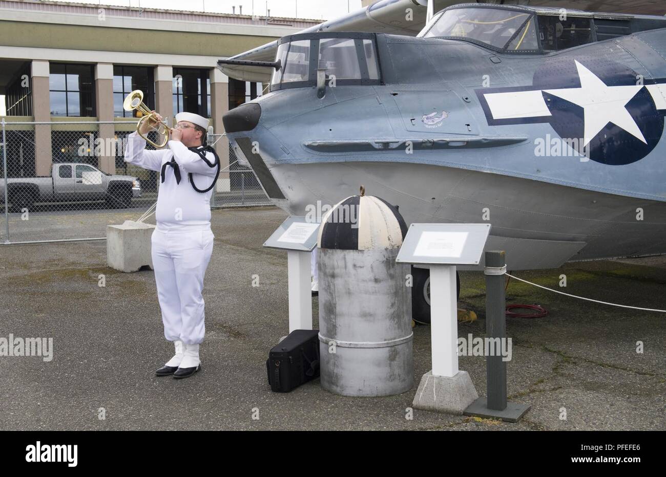 OAK HARBOR, Wash. (June 5, 2018) Aviation Structural Mechanic Airman ...