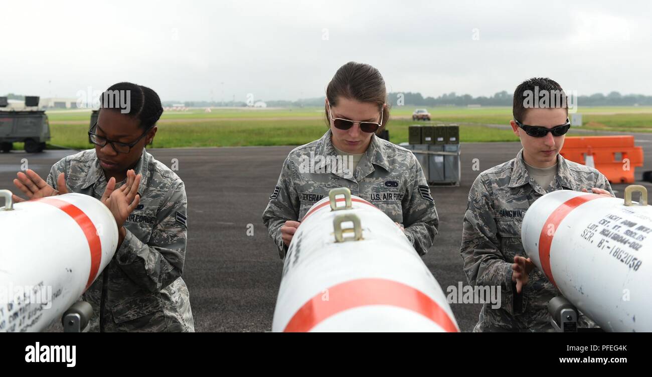 Mark 62 quickstrike mines hi-res stock photography and images - Alamy