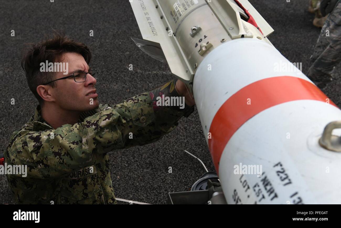 Mark 62 quickstrike mines hi-res stock photography and images - Alamy