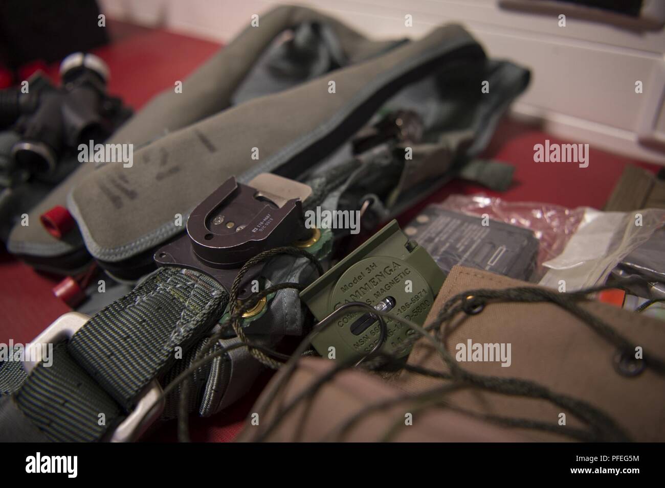 Pilot survival kit hi-res stock photography and images - Alamy