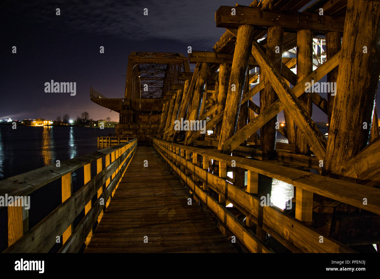 Old fishing bridge hi-res stock photography and images - Alamy