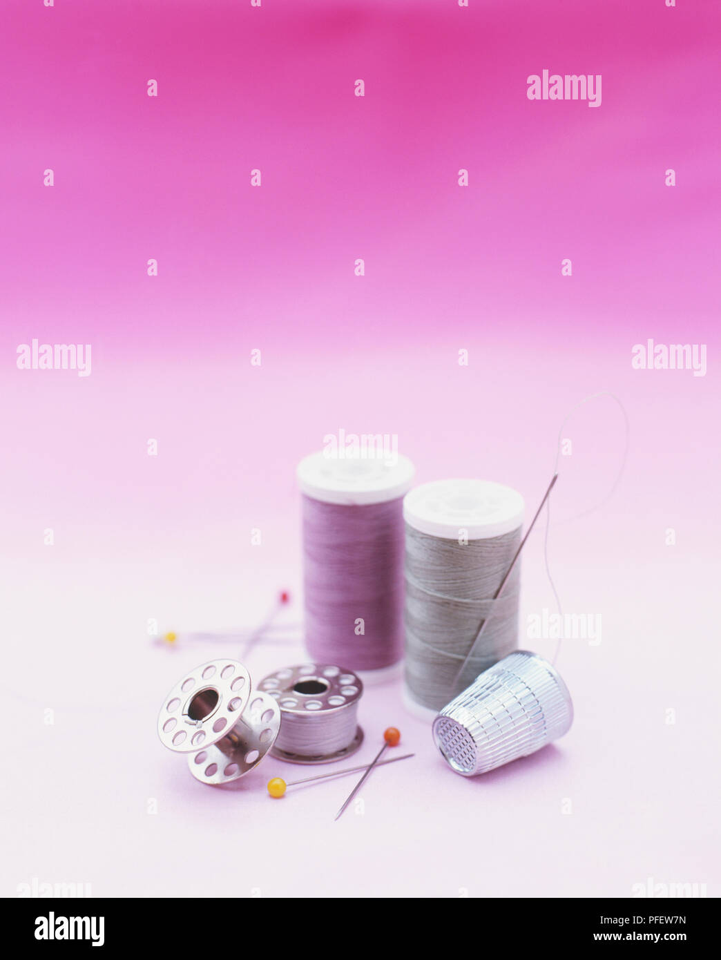 Bobbins hi-res stock photography and images - Alamy