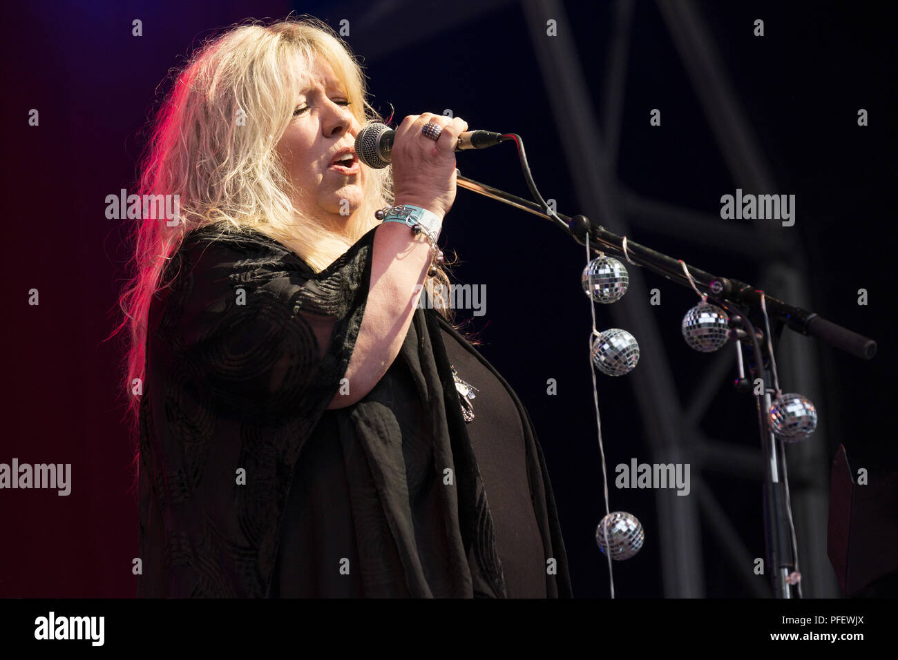 Judie tzuke hi-res stock photography and images - Alamy