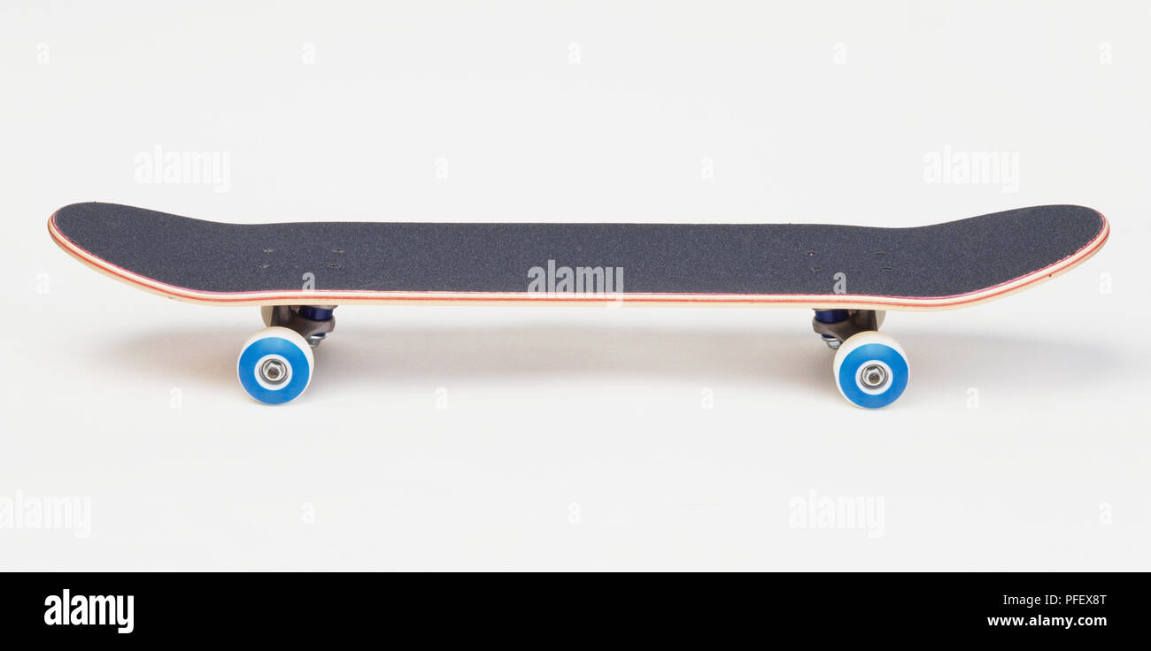 Skateboard, side view Stock Photo - Alamy