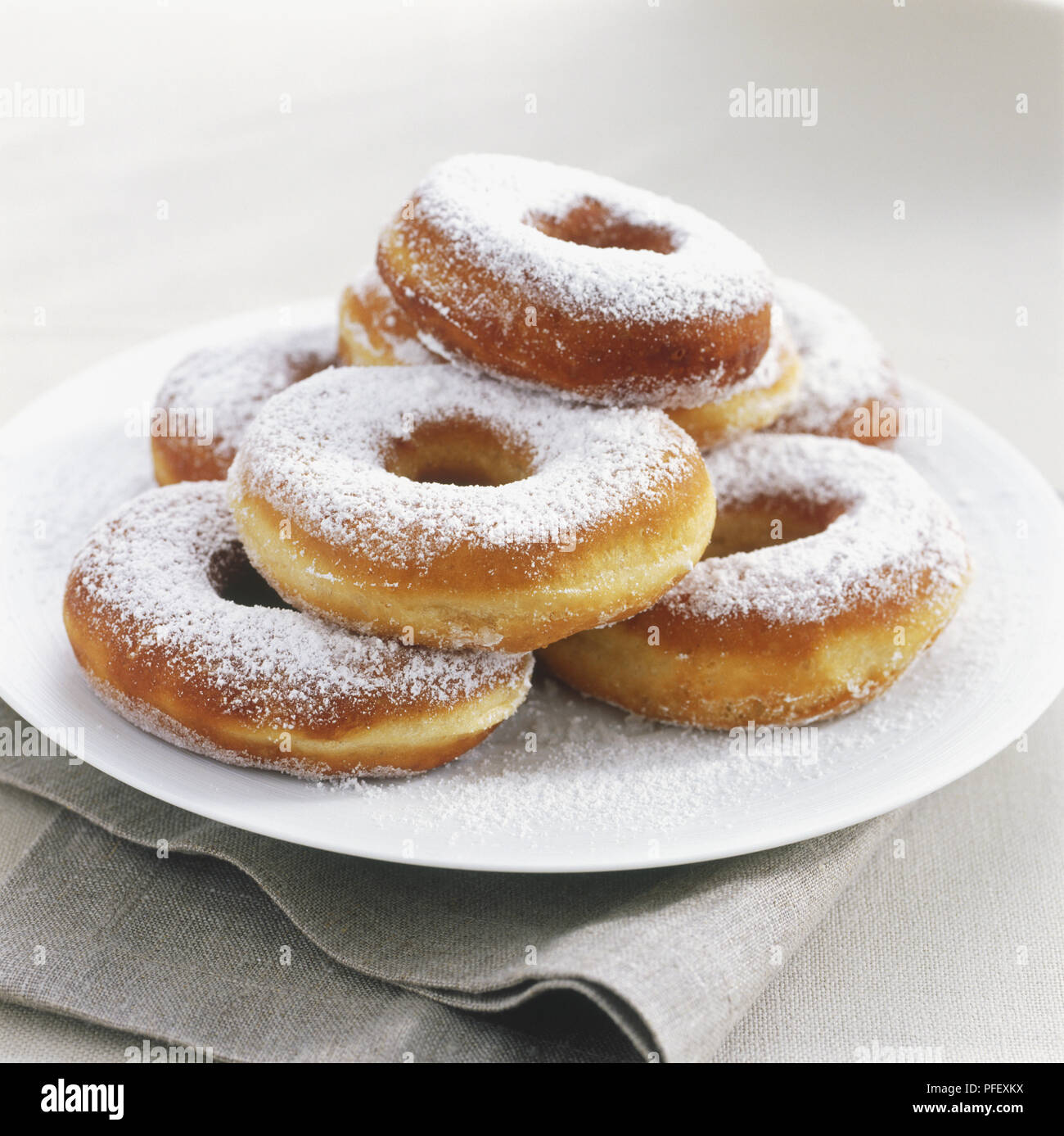 Sugar dusted doughnuts hi-res stock photography and images - Alamy