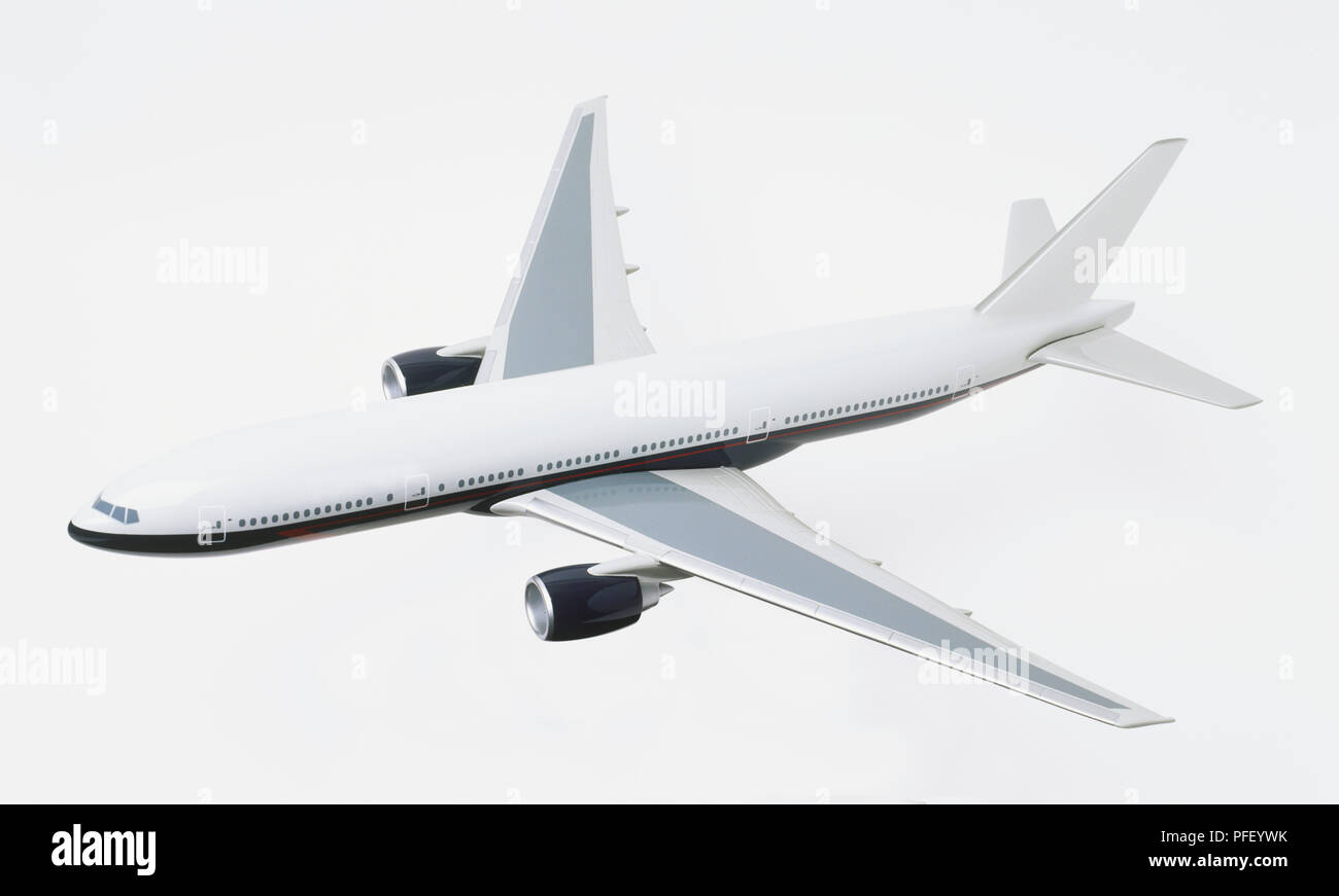 Model passenger jet, side view Stock Photo - Alamy