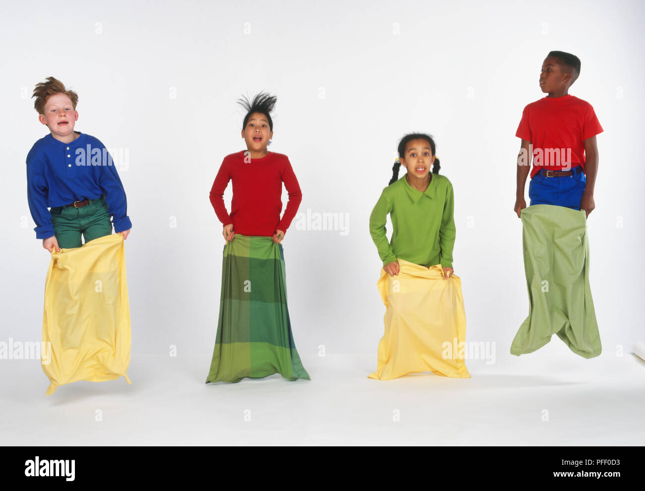 Sack race girls hi-res stock photography and images - Alamy