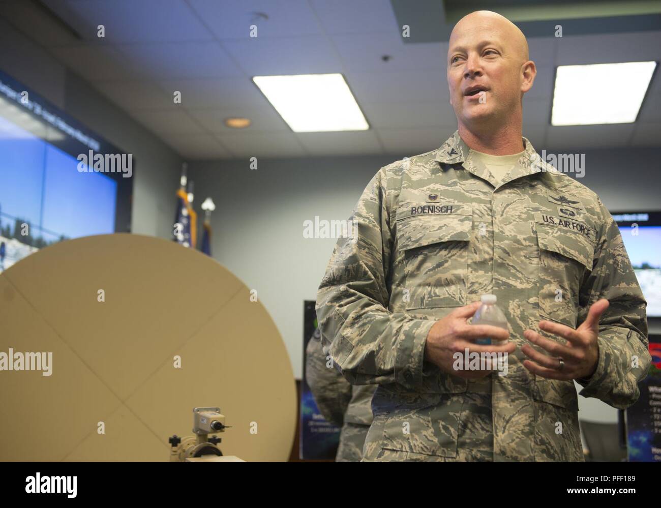 5th combat communications group hi-res stock photography and images - Alamy