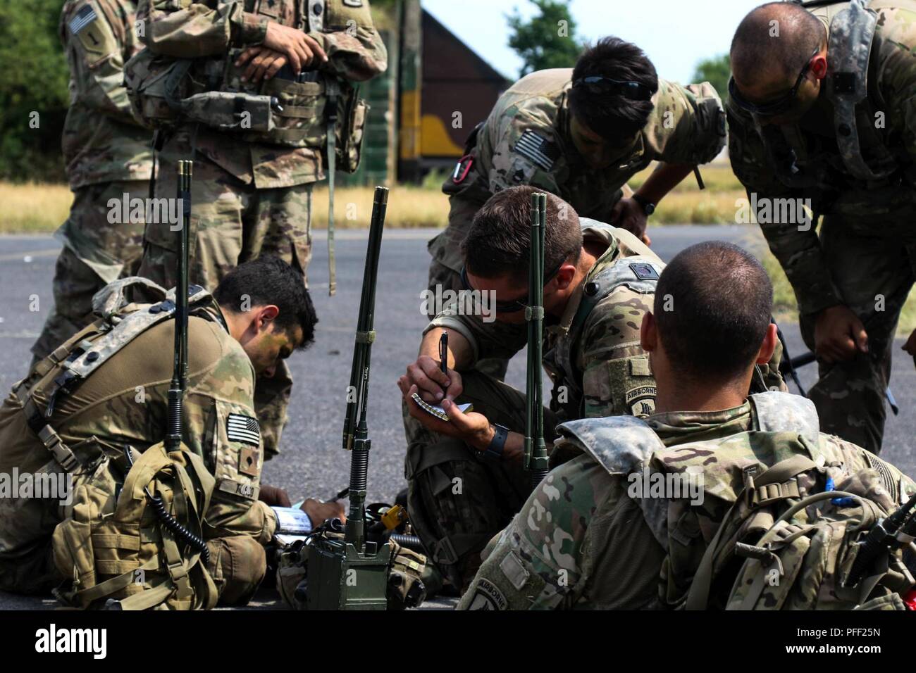 143rd airborne infantry regiment hi-res stock photography and images ...