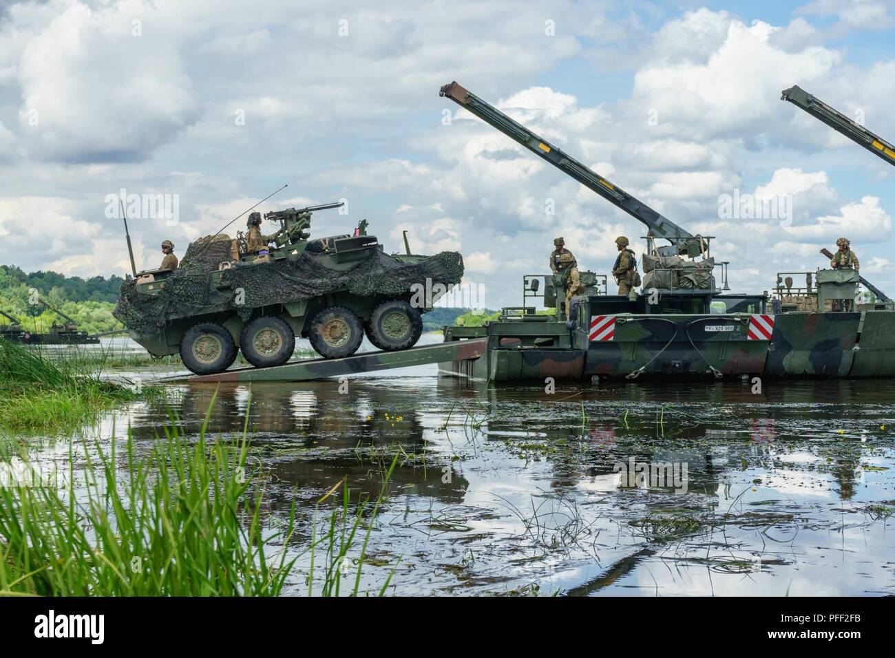M3 amphibious bridging vehicle hi-res stock photography and images - Alamy