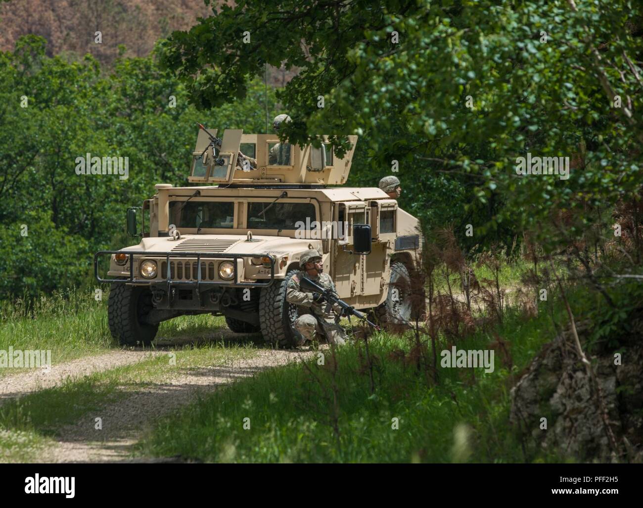 The 137th Transportation Company with the Kansas National Guard conduct ...