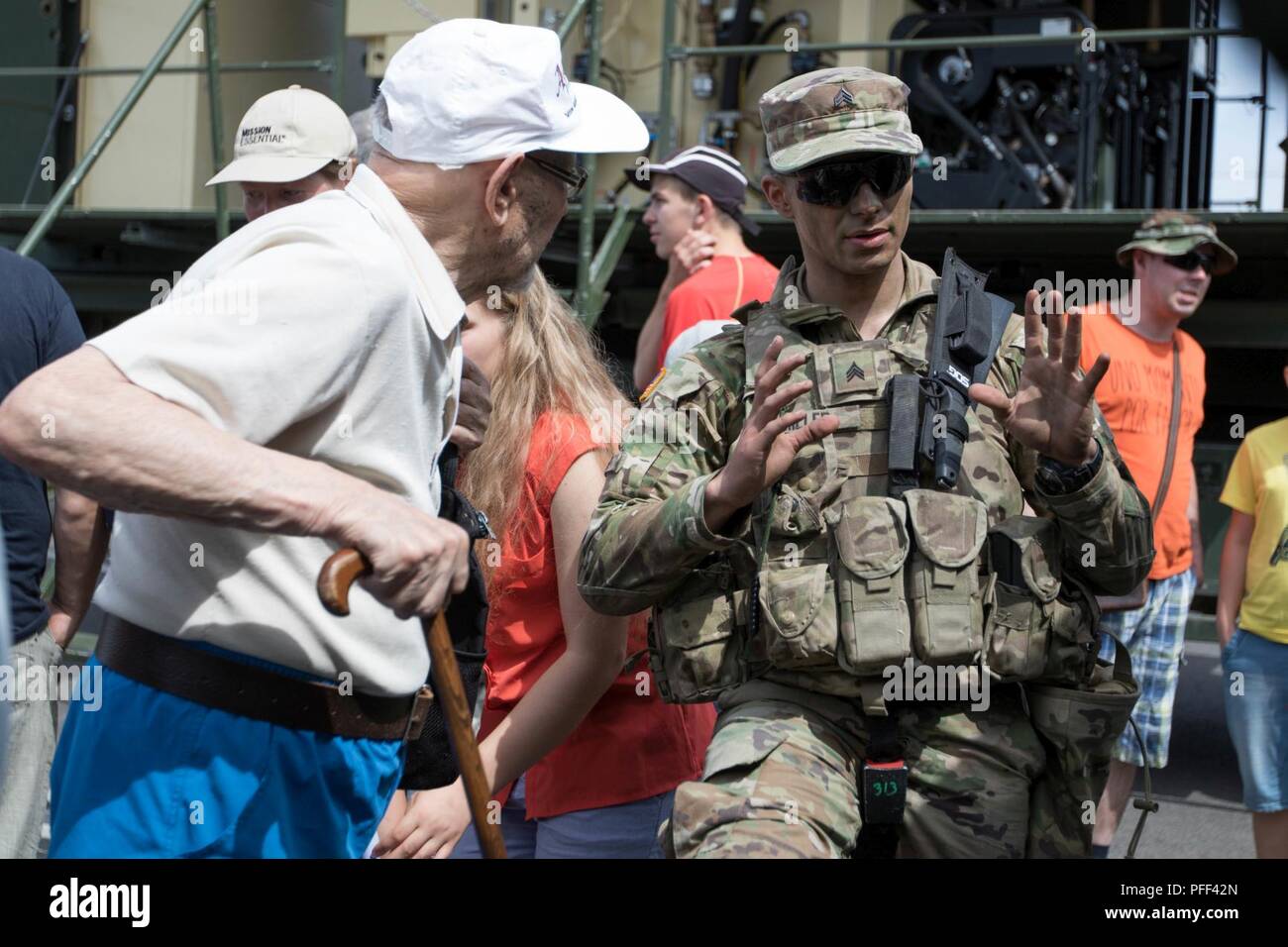 Soldiers with Regimental Support Squadron, 2d Cavalry Regiment (2CR ...