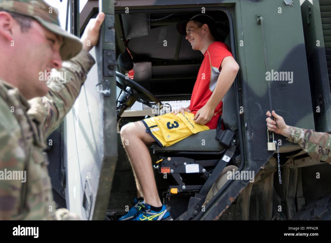Soldiers with Regimental Support Squadron, 2d Cavalry Regiment (2CR ...