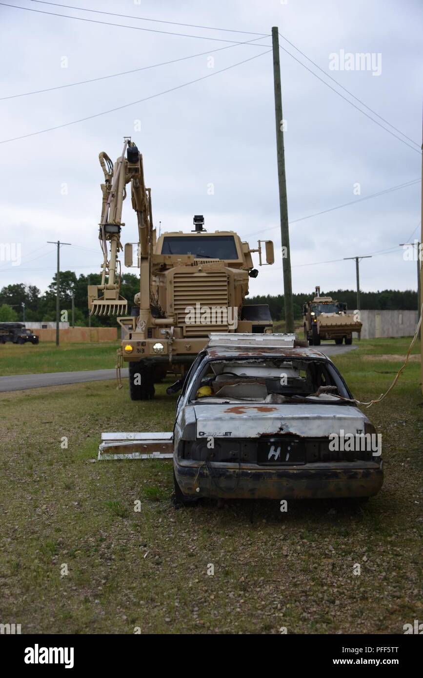 Soldiers with the 905th Engineer Battalion part of the Wisconsin ...