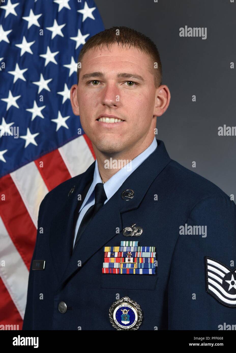 Official photo of Air Force Tech Sgt. David Cloninger Stock Photo - Alamy