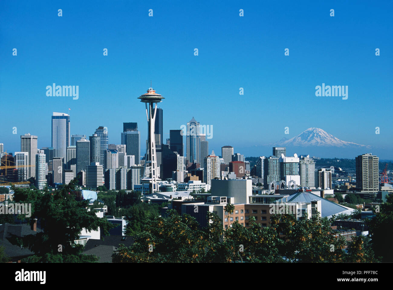 USA, Pacific Northwest, Washington State, Seattle, city skyline framed ...