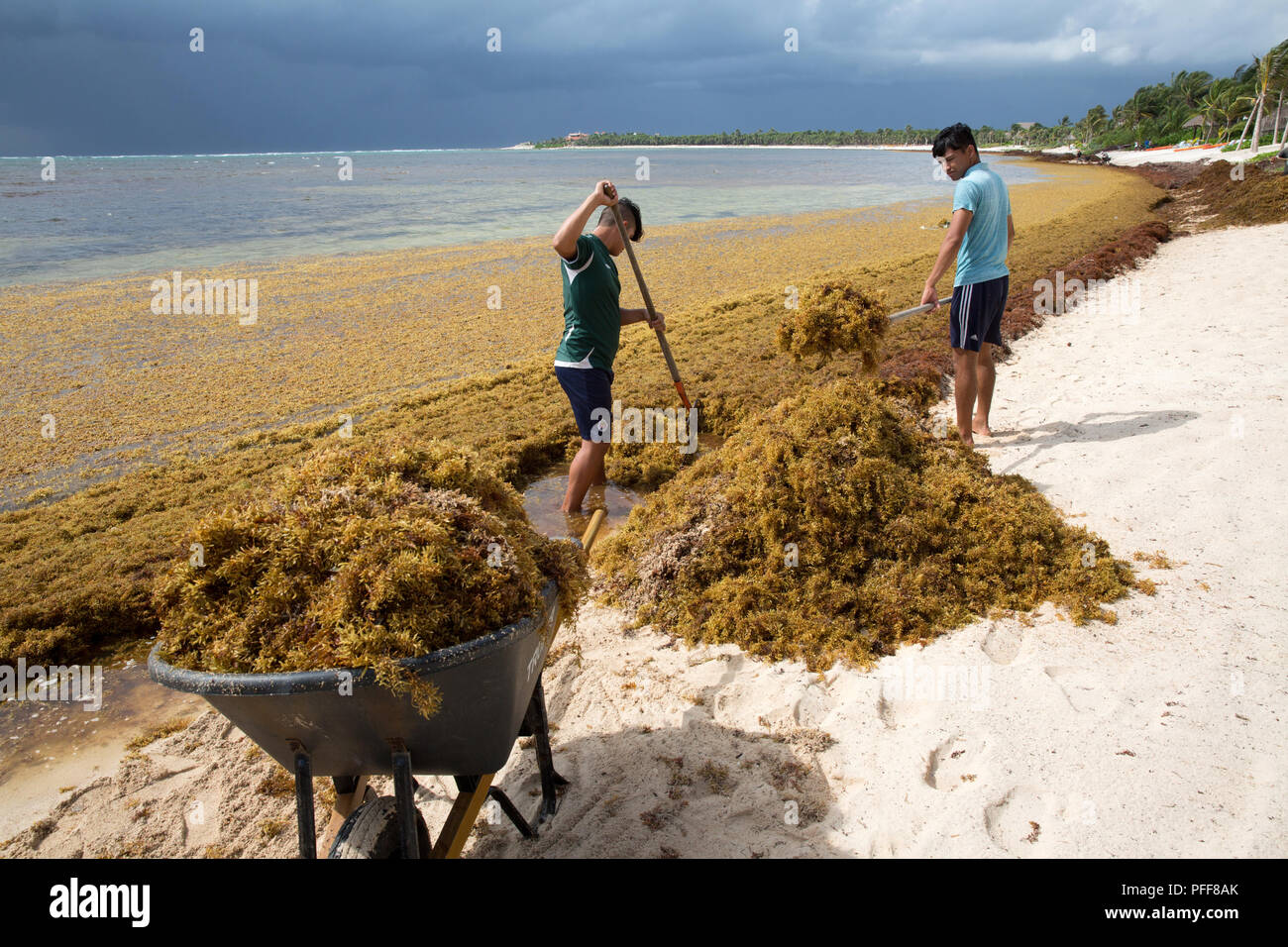 Conservation of matter science hi-res stock photography and images - Alamy