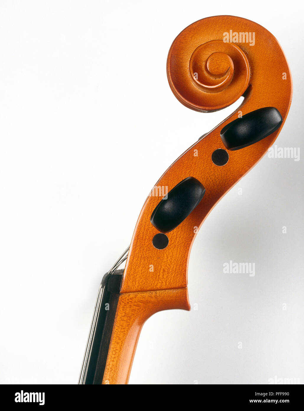 Stringed section hi-res stock photography and images - Alamy