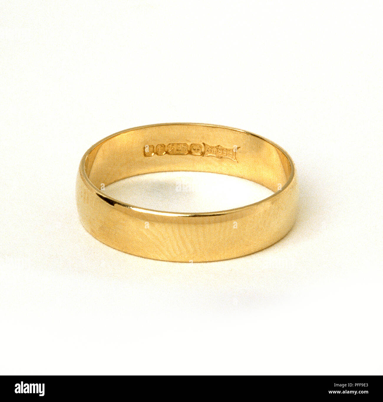 Gold hallmark hi-res stock photography and images - Alamy