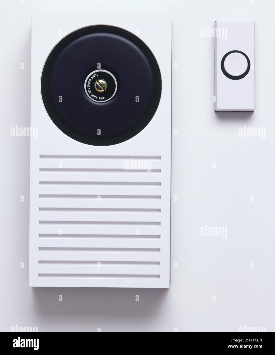 Ringing the front door bell hi-res stock photography and images - Alamy